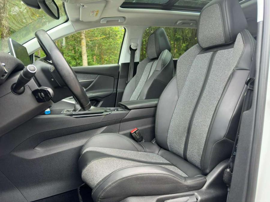 Balts Peugeot 5008 2017 Viļņa, ar dzinēja tilpumu 1.56 L un nobraukumu 252 tūkst. km par 10300 €, foto 24 vietnē AUTOMOTO.COM.LV