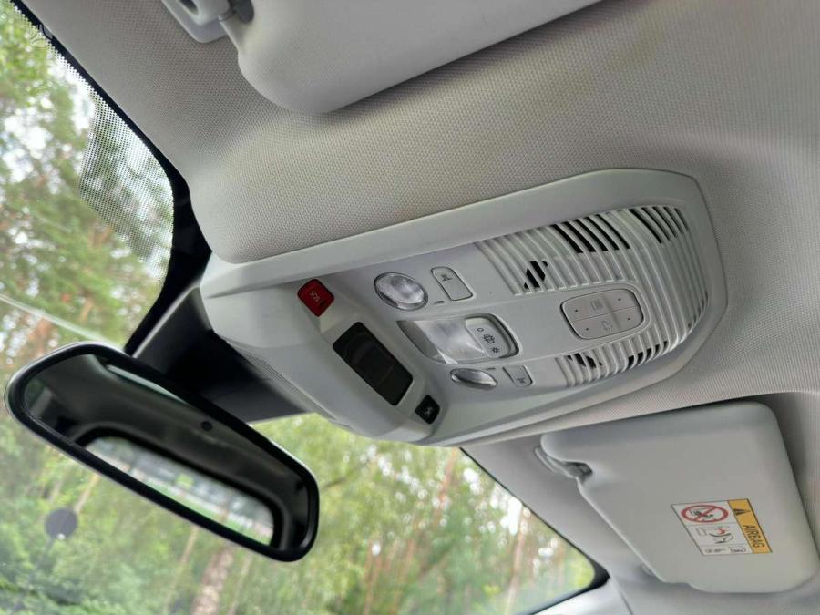 Balts Peugeot 5008 2017 Viļņa, ar dzinēja tilpumu 1.56 L un nobraukumu 252 tūkst. km par 10300 €, foto 39 vietnē AUTOMOTO.COM.LV