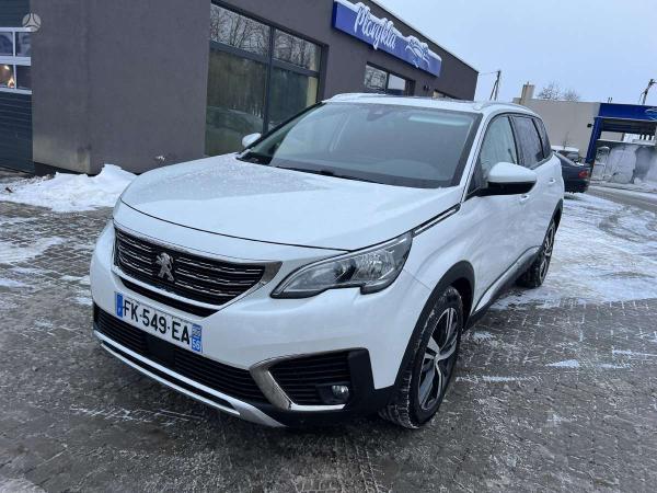 White Peugeot 5008 2018 in Taurage, with an engine capacity of 1.20 L and mileage of 118 thousand km for 9400 €, photo 2 on AUTOMOTO.COM.LV