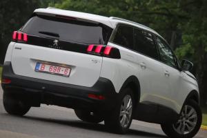 Balts Peugeot 5008 2018 Rīga, ar dzinēja tilpumu 1.50 L un nobraukumu 163 tūkst. km par 12690 €, foto 3 vietnē AUTOMOTO.COM.LV
