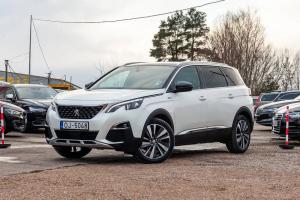 White Peugeot 5008 2018 in Riga, with an engine capacity of 1.60 L and mileage of 203 thousand km for 15995 €, photo 4 on AUTOMOTO.COM.LV