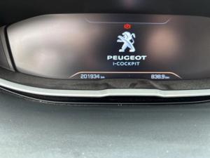 Balts Peugeot 5008 2018 Rīga, ar dzinēja tilpumu 1.60 L un nobraukumu 200 tūkst. km par 15995 €, foto 7 vietnē AUTOMOTO.COM.LV