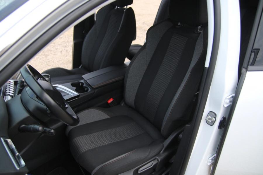 Balts Peugeot 5008 2018 Rīga, ar dzinēja tilpumu 1.50 L un nobraukumu 163 tūkst. km par 12990 €, foto 10 vietnē AUTOMOTO.COM.LV