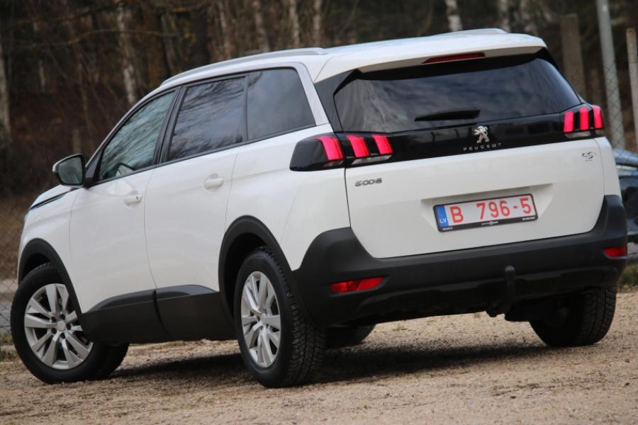 Balts Peugeot 5008 2018 Rīga, ar dzinēja tilpumu 1.50 L un nobraukumu 163 tūkst. km par 12990 €, foto 15 vietnē AUTOMOTO.COM.LV