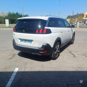 White Peugeot 5008 2018 in Taurage, with an engine capacity of 1.50 L and mileage of 178 thousand km for 11500 €, photo 6 on AUTOMOTO.COM.LV