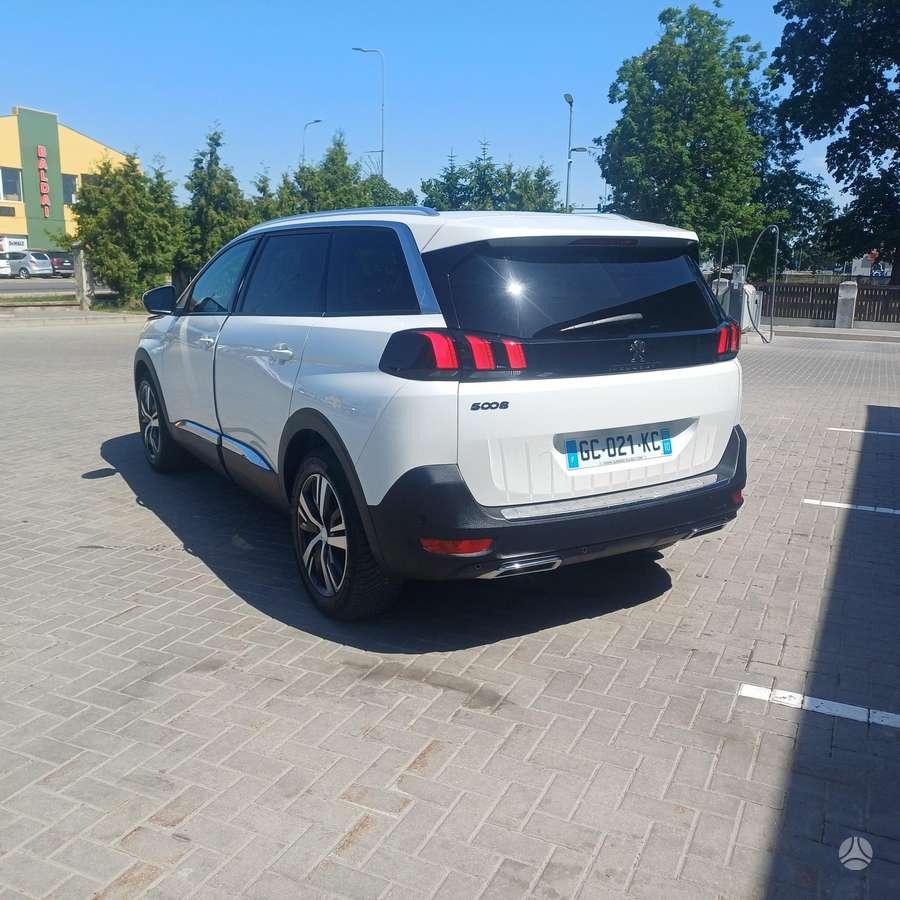 White Peugeot 5008 2018 in Taurage, with an engine capacity of 1.50 L and mileage of 178 thousand km for 11500 €, photo 7 on AUTOMOTO.COM.LV