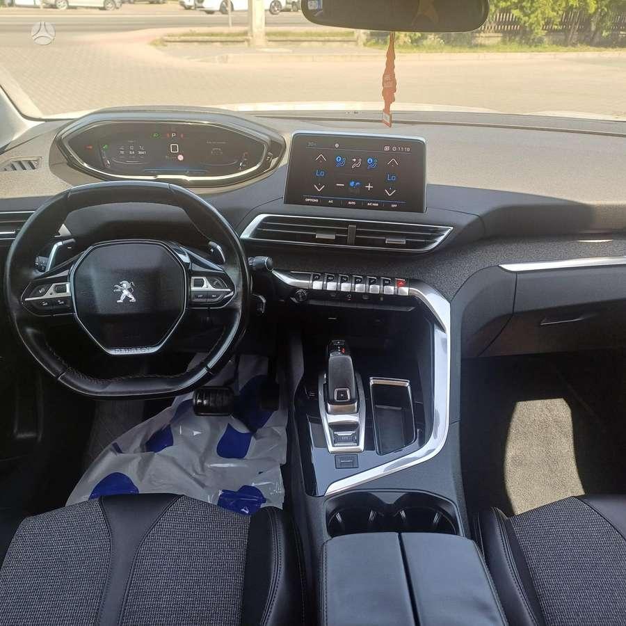 White Peugeot 5008 2018 in Taurage, with an engine capacity of 1.50 L and mileage of 178 thousand km for 11500 €, photo 8 on AUTOMOTO.COM.LV