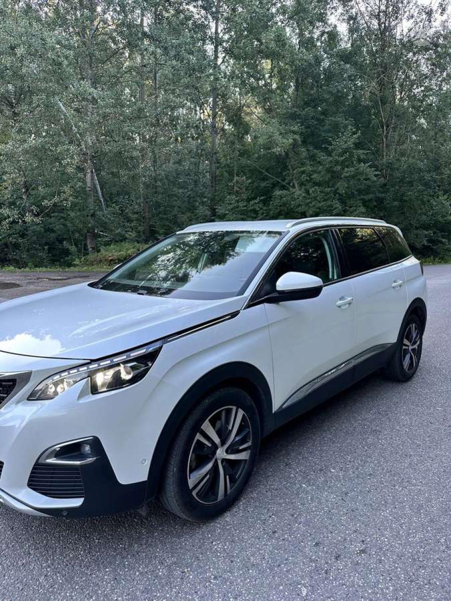 Balts Peugeot 5008 2018 Kauņa, ar dzinēja tilpumu 1.56 L un nobraukumu 200 tūkst. km par 9600 €, foto 1 vietnē AUTOMOTO.COM.LV