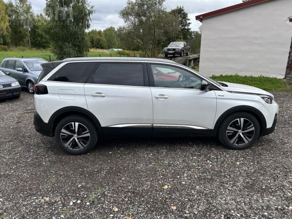 Peugeot 5008 2019 Limbaži vietnÄ Balts Peugeot 5008 2019 Limbaži, ar dzinÄja tilpumu 2.00 L un nobraukumu 151 tÅ«kst. km par 17950 ā¬, foto 9 vietnÄ AUTOMOTO.COM.LV
