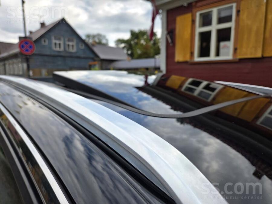 White Peugeot 5008 2019 in Jelgava, with an engine capacity of 1.50 L and mileage of 233 thousand km for 13250 €, photo 7 on AUTOMOTO.COM.LV