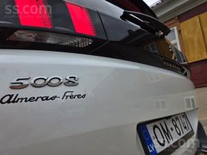 White Peugeot 5008 2019 in Jelgava, with an engine capacity of 1.50 L and mileage of 233 thousand km for 13250 €, photo 10 on AUTOMOTO.COM.LV