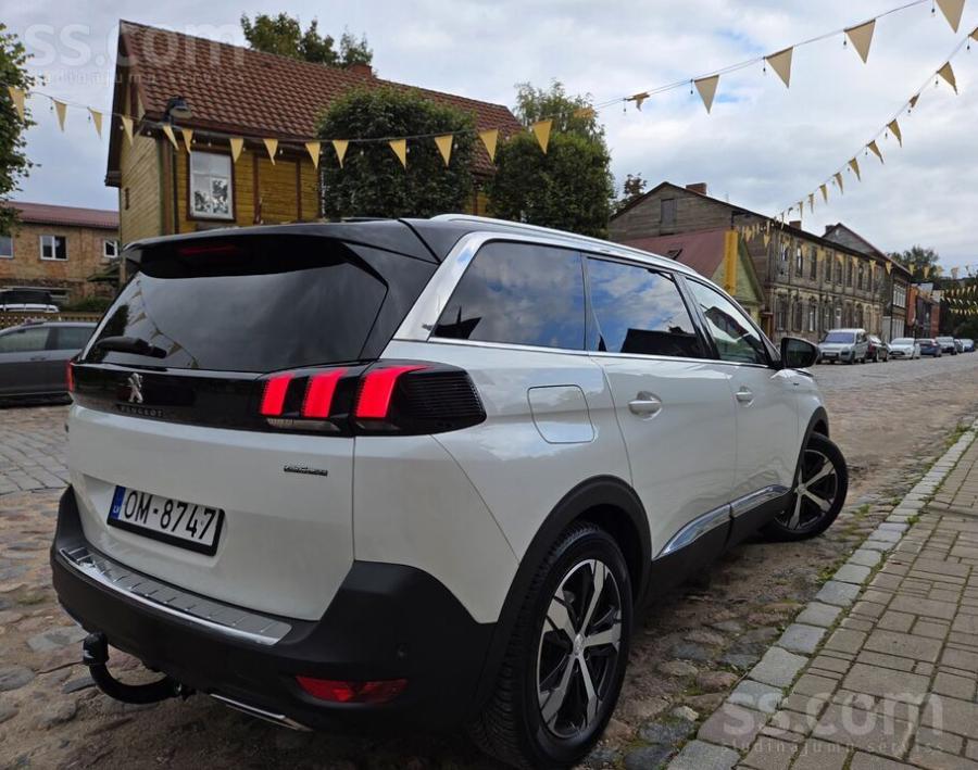 White Peugeot 5008 2019 in Jelgava, with an engine capacity of 1.50 L and mileage of 233 thousand km for 13250 €, photo 12 on AUTOMOTO.COM.LV