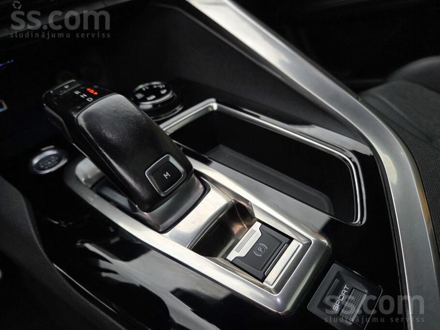 White Peugeot 5008 2019 in Jelgava, with an engine capacity of 1.50 L and mileage of 233 thousand km for 13250 €, photo 29 on AUTOMOTO.COM.LV