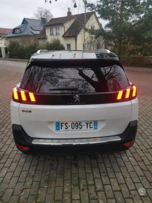 White Peugeot 5008 2020 in Taurage, with an engine capacity of 1.20 L and mileage of 138 thousand km for 10400 €, photo 16 on AUTOMOTO.COM.LV