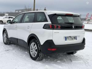Balts Peugeot 5008 2021 Marijampole, ar dzinēja tilpumu 1.50 L un nobraukumu 179 tūkst. km par 15125 €, foto 7 vietnē AUTOMOTO.COM.LV