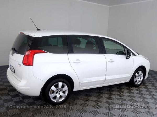 Balts Peugeot 5008 2014 Tallina, ar dzinēja tilpumu 1.60 L un nobraukumu 166 tūkst. km par 4299 €, foto 3 vietnē AUTOMOTO.COM.LV