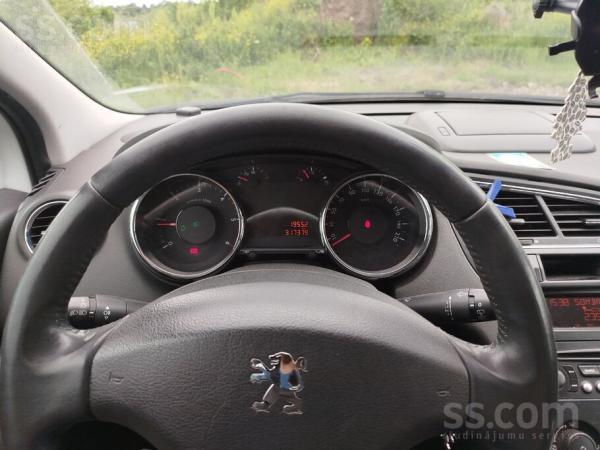 Белый Пежо 5008 2014 в Екабпилс, объемом двигателя 1.60 л и пробегом 317 тыс. км за 4450 €, фото 8 на AUTOMOTO.COM.LV