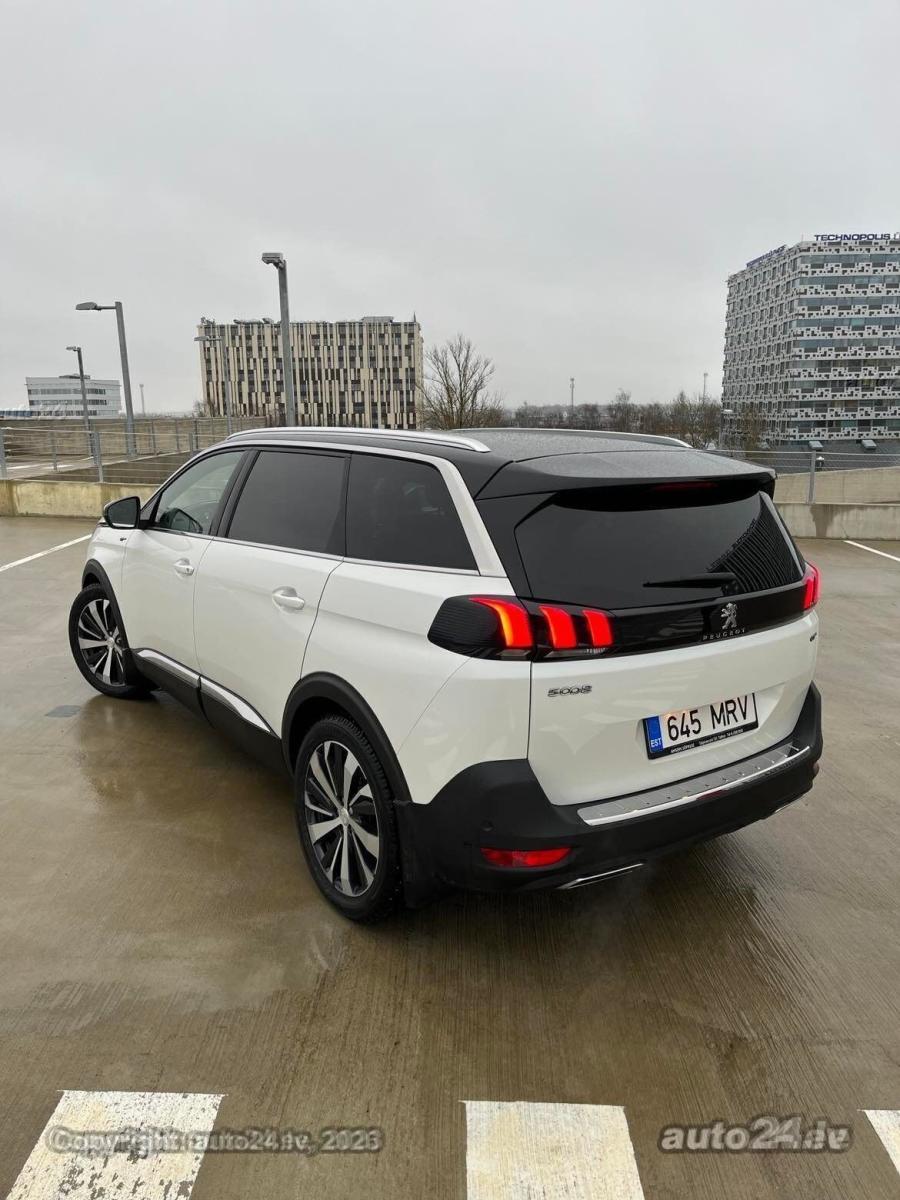 White Peugeot 5008 2018 in Tallinn, with an engine capacity of 2.00 L and mileage of 167 thousand km for 18000 €, photo 5 on AUTOMOTO.COM.LV