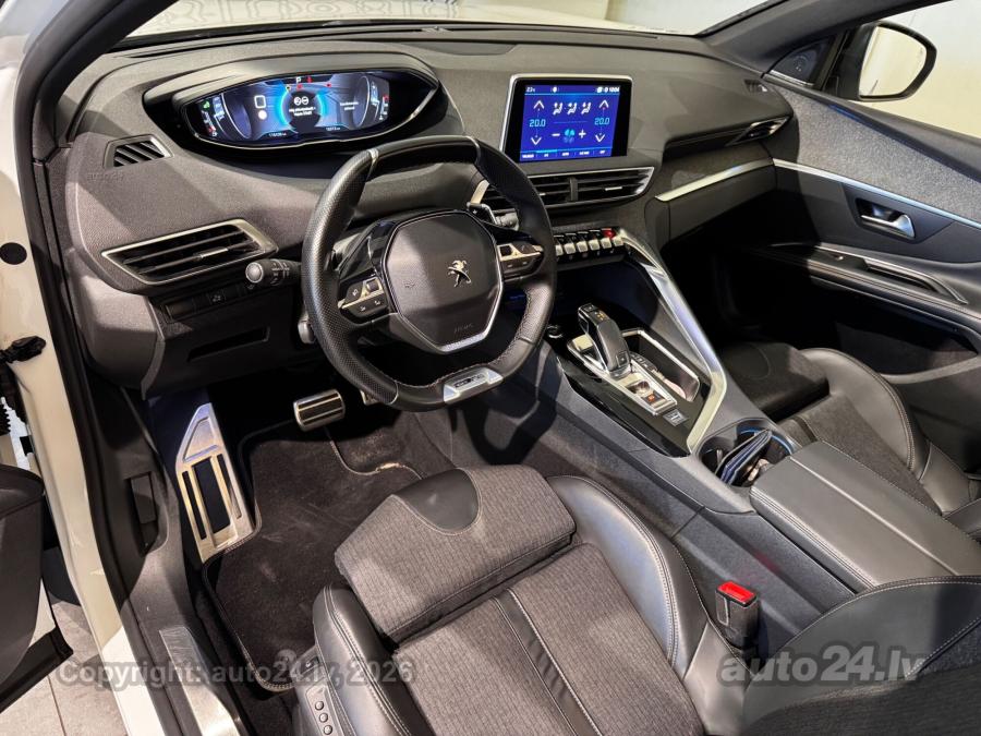 White Peugeot 5008 2018 in Tallinn, with an engine capacity of 1.60 L and mileage of 115 thousand km for 16900 €, photo 10 on AUTOMOTO.COM.LV