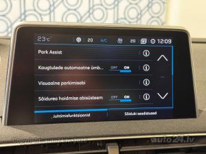 White Peugeot 5008 2018 in Tallinn, with an engine capacity of 1.60 L and mileage of 115 thousand km for 16900 €, photo 17 on AUTOMOTO.COM.LV