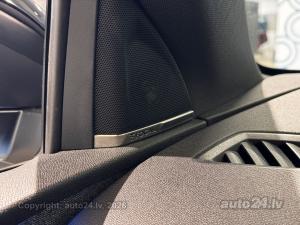 White Peugeot 5008 2018 in Tallinn, with an engine capacity of 1.60 L and mileage of 115 thousand km for 16900 €, photo 19 on AUTOMOTO.COM.LV