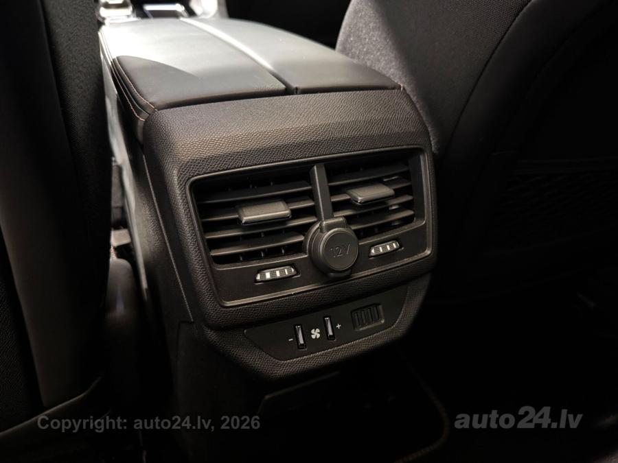 White Peugeot 5008 2018 in Tallinn, with an engine capacity of 1.60 L and mileage of 115 thousand km for 16900 €, photo 29 on AUTOMOTO.COM.LV