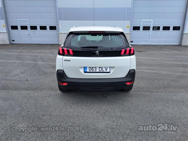 Balts Peugeot 5008 2018 Tallina, ar dzinēja tilpumu 2.00 L un nobraukumu 150 tūkst. km par 14950 €, foto 4 vietnē AUTOMOTO.COM.LV