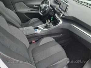 Balts Peugeot 5008 2018 Tallina, ar dzinēja tilpumu 2.00 L un nobraukumu 150 tūkst. km par 14950 €, foto 10 vietnē AUTOMOTO.COM.LV