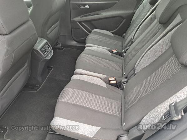 Balts Peugeot 5008 2018 Tallina, ar dzinēja tilpumu 2.00 L un nobraukumu 150 tūkst. km par 14950 €, foto 10 vietnē AUTOMOTO.COM.LV