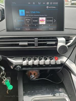 Balts Peugeot 5008 2018 Tallina, ar dzinēja tilpumu 2.00 L un nobraukumu 150 tūkst. km par 14950 €, foto 15 vietnē AUTOMOTO.COM.LV