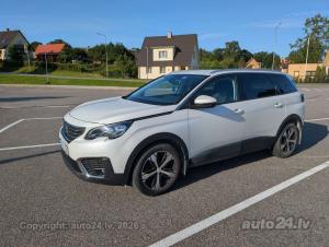 Balts Peugeot 5008 2018 Otepē, ar dzinēja tilpumu 1.20 L un nobraukumu 180 tūkst. km par 12000 €, foto  vietnē AUTOMOTO.COM.LV