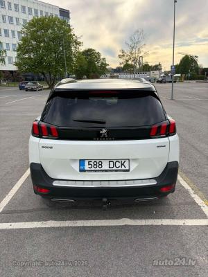 White Peugeot 5008 2019 in Tallinn, with an engine capacity of 1.50 L and mileage of 42 thousand km for 25000 €, photo 3 on AUTOMOTO.COM.LV