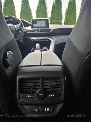 Balts Peugeot 5008 2019 Pērnava, ar dzinēja tilpumu 1.50 L un nobraukumu 179 tūkst. km par 16700 €, foto 26 vietnē AUTOMOTO.COM.LV
