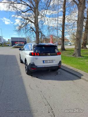 Balts Peugeot 5008 2020 Pērnava, ar dzinēja tilpumu 1.50 L un nobraukumu 161 tūkst. km par 18999 €, foto 4 vietnē AUTOMOTO.COM.LV
