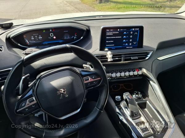 White Peugeot 5008 2020 in Parnu, with an engine capacity of 1.50 L and mileage of 161 thousand km for 18999 €, photo 5 on AUTOMOTO.COM.LV