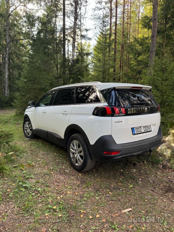 Peugeot 5008 2020 Tallina vietnē Balts Peugeot 5008 2020 Tallina, ar dzinēja tilpumu 1.20 L un nobraukumu 188 tūkst. km par 11100 €, foto 1 vietnē AUTOMOTO.COM.LV