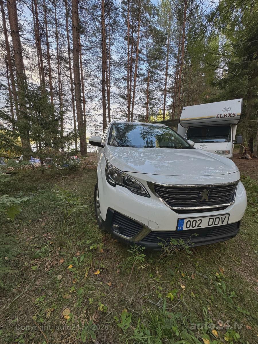 White Peugeot 5008 2020 in Tallinn, with an engine capacity of 1.20 L and mileage of 188 thousand km for 11100 €, photo 3 on AUTOMOTO.COM.LV