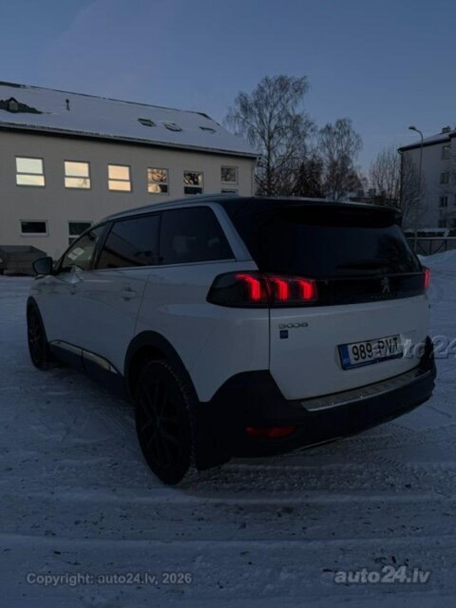 Balts Peugeot 5008 2021 Tallina, ar dzinēja tilpumu 1.60 L un nobraukumu 71 tūkst. km par 21999 €, foto 5 vietnē AUTOMOTO.COM.LV