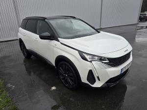 Balts Peugeot 5008 2021 Tallina, ar dzinēja tilpumu 1.20 L un nobraukumu 100 tūkst. km par 24500 €, foto  vietnē AUTOMOTO.COM.LV