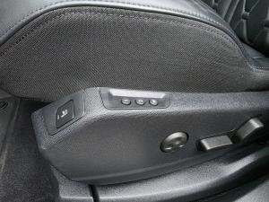 Balts Peugeot 5008 2021 Tallina, ar dzinēja tilpumu 1.20 L un nobraukumu 100 tūkst. km par 24500 €, foto 25 vietnē AUTOMOTO.COM.LV