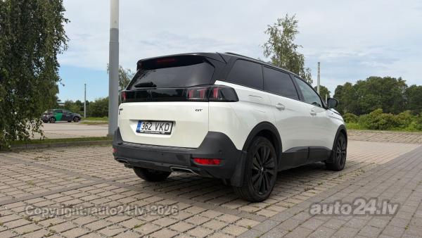 White Peugeot 5008 2021 in Tartu, with an engine capacity of 1.50 L and mileage of 71 thousand km for 22500 €, photo 4 on AUTOMOTO.COM.LV