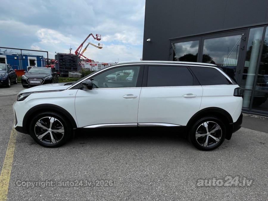 White Peugeot 5008 2022 in Tartu, with an engine capacity of 1.50 L and mileage of 75 thousand km for 25990 €, photo 6 on AUTOMOTO.COM.LV