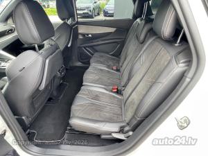 White Peugeot 5008 2022 in Tartu, with an engine capacity of 1.50 L and mileage of 75 thousand km for 25990 €, photo 15 on AUTOMOTO.COM.LV