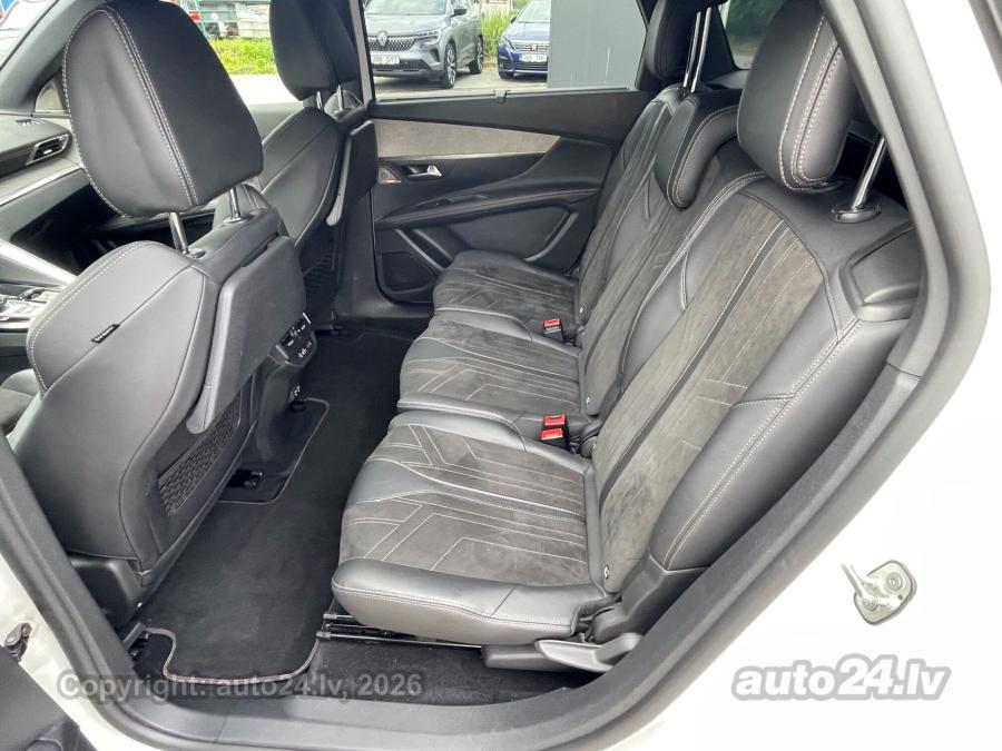 White Peugeot 5008 2022 in Tartu, with an engine capacity of 1.50 L and mileage of 75 thousand km for 25990 €, photo 15 on AUTOMOTO.COM.LV