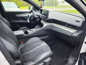 White Peugeot 5008 2023 in Parnu, with an engine capacity of 2.00 L and mileage of 147 thousand km for 28000 €, photo 6 on AUTOMOTO.COM.LV