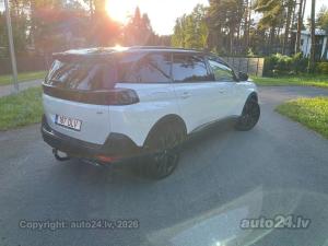 White Peugeot 5008 2023 in Tallinn, with an engine capacity of 1.50 L and mileage of 74 thousand km for 27490 €, photo 3 on AUTOMOTO.COM.LV