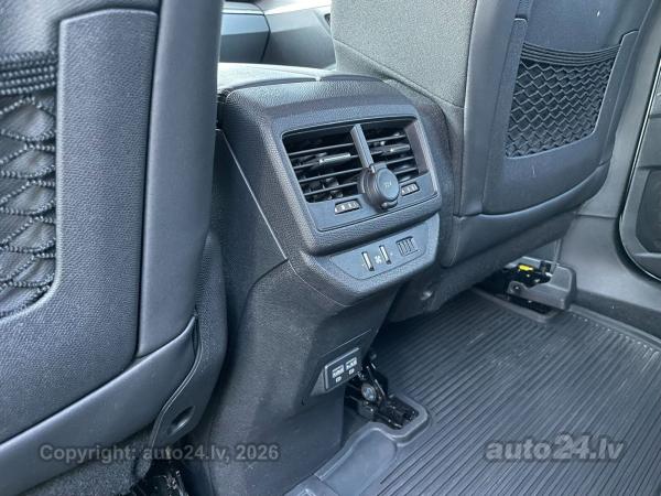 Белый Пежо 5008 2023 в Таллин, объемом двигателя 1.50 л и пробегом 74 тыс. км за 27490 €, фото 8 на AUTOMOTO.COM.LV