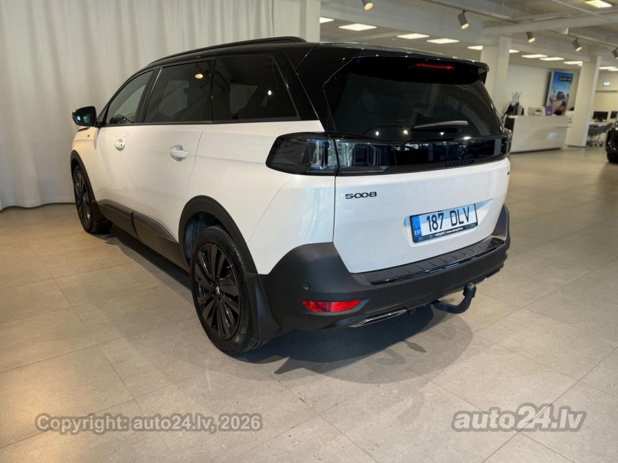 White Peugeot 5008 2023 in Tallinn, with an engine capacity of 1.50 L and mileage of 77 thousand km for 26500 €, photo 6 on AUTOMOTO.COM.LV