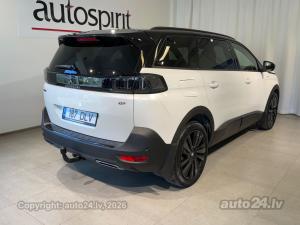 White Peugeot 5008 2023 in Tallinn, with an engine capacity of 1.50 L and mileage of 77 thousand km for 26500 €, photo 7 on AUTOMOTO.COM.LV