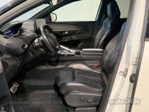 White Peugeot 5008 2023 in Tallinn, with an engine capacity of 1.50 L and mileage of 77 thousand km for 26500 €, photo 11 on AUTOMOTO.COM.LV